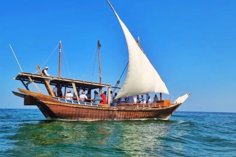 Exploring the Land of Sinbad the Legendary Sailor – Oman Pocket Guide